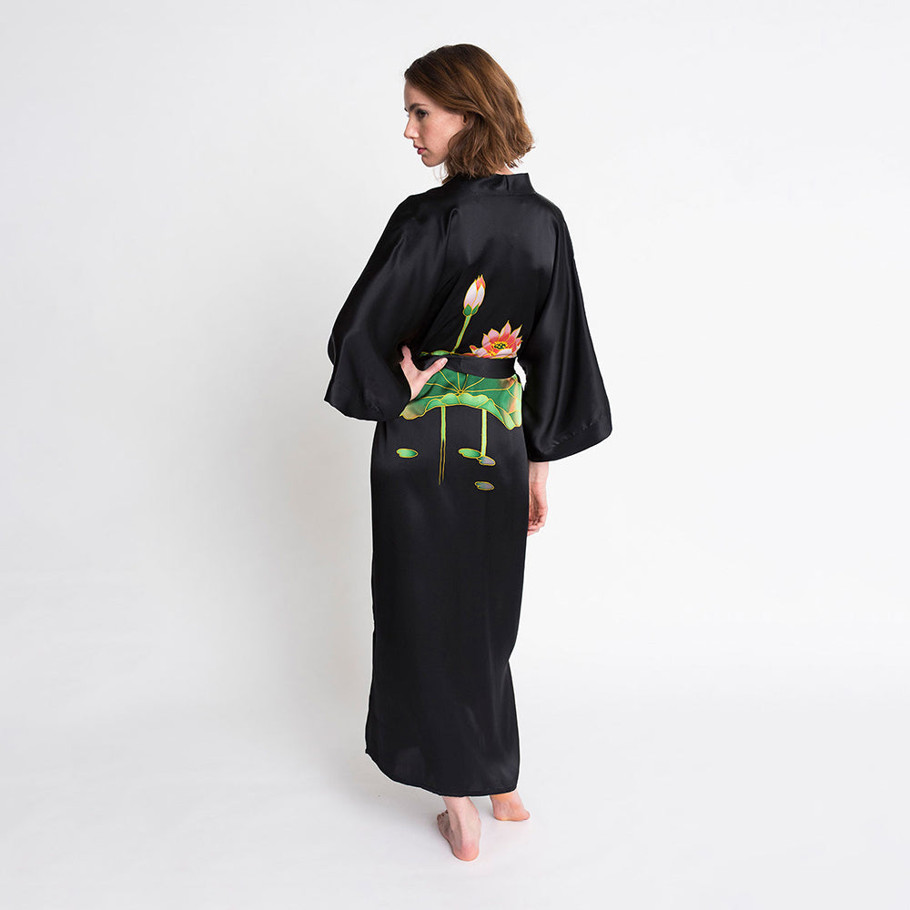 Hand-Painted Crane Long Silk Kimono Robe | KIM+ONO – kimandono.com