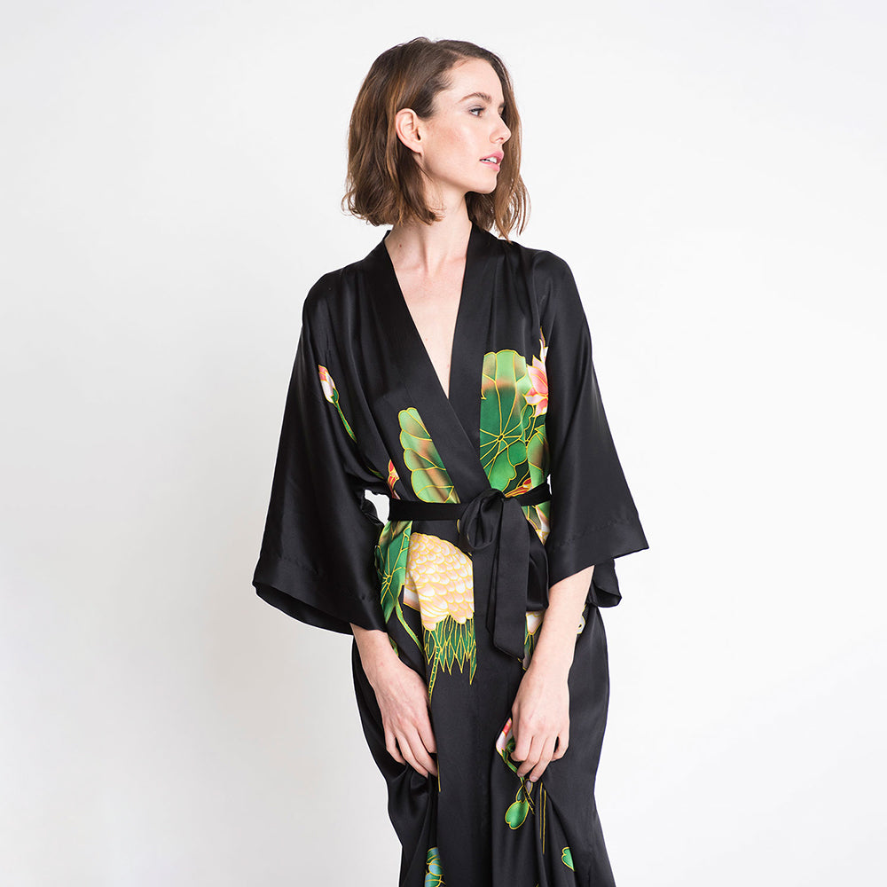 Hand-Painted Crane Long Silk Kimono Robe | KIM+ONO – kimandono.com