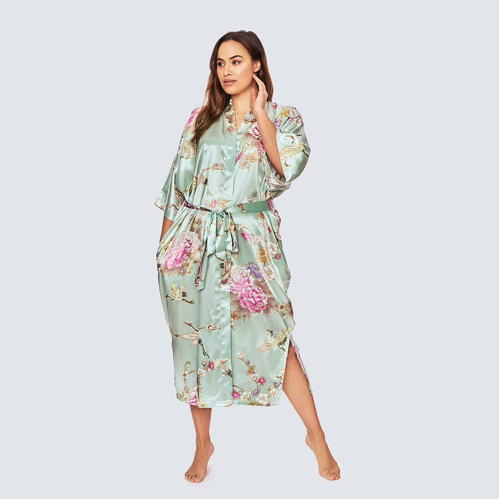 Chrysanthemum & Crane Long Kimono Robe, Plus Size – kimandono.com