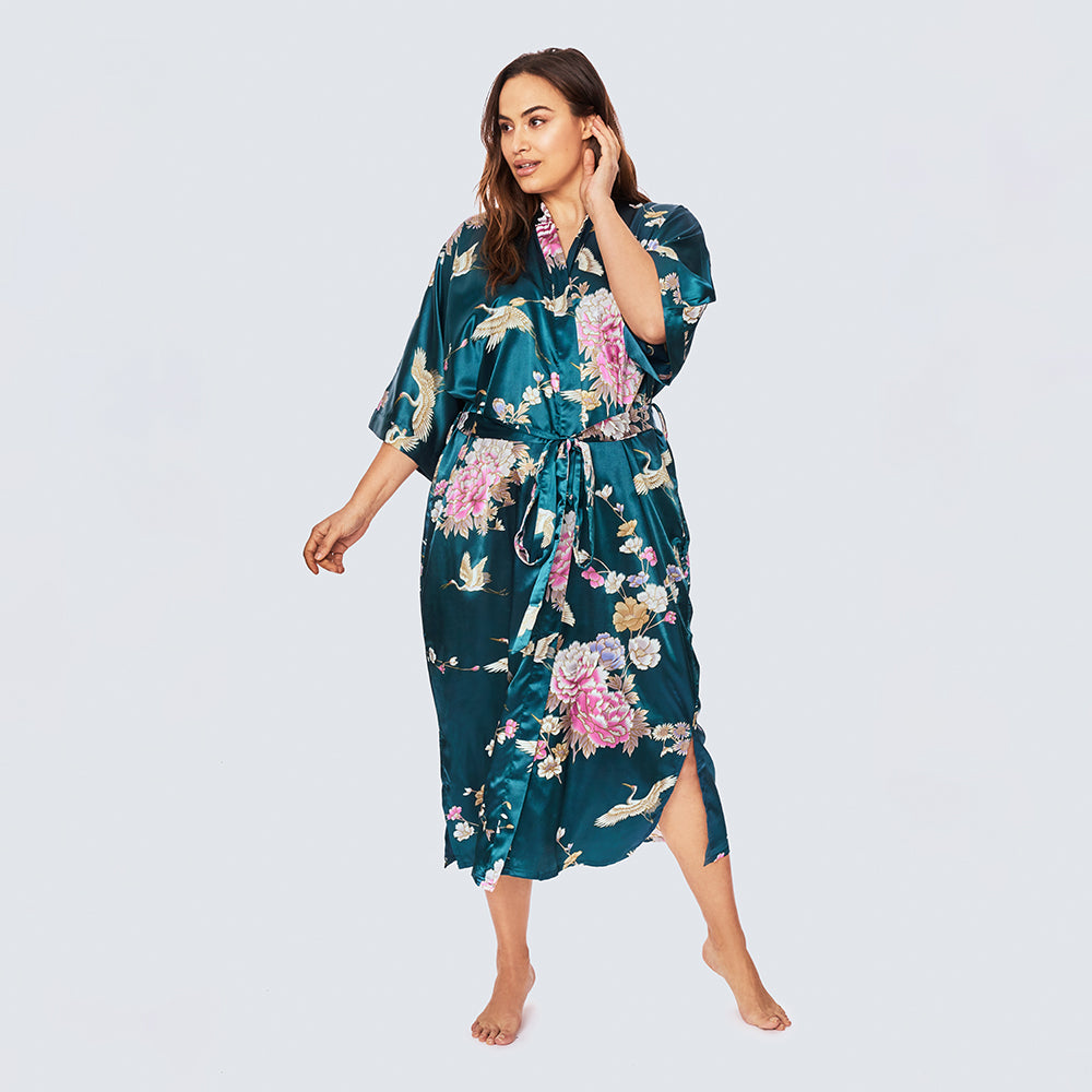 Chrysanthemum & Crane Long Kimono Robe, Plus Size – kimandono.com
