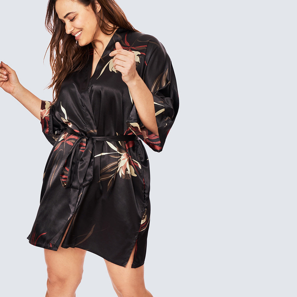 Hana Plus Size Short Kimono Robe - Multiple Colors – kimandono.com