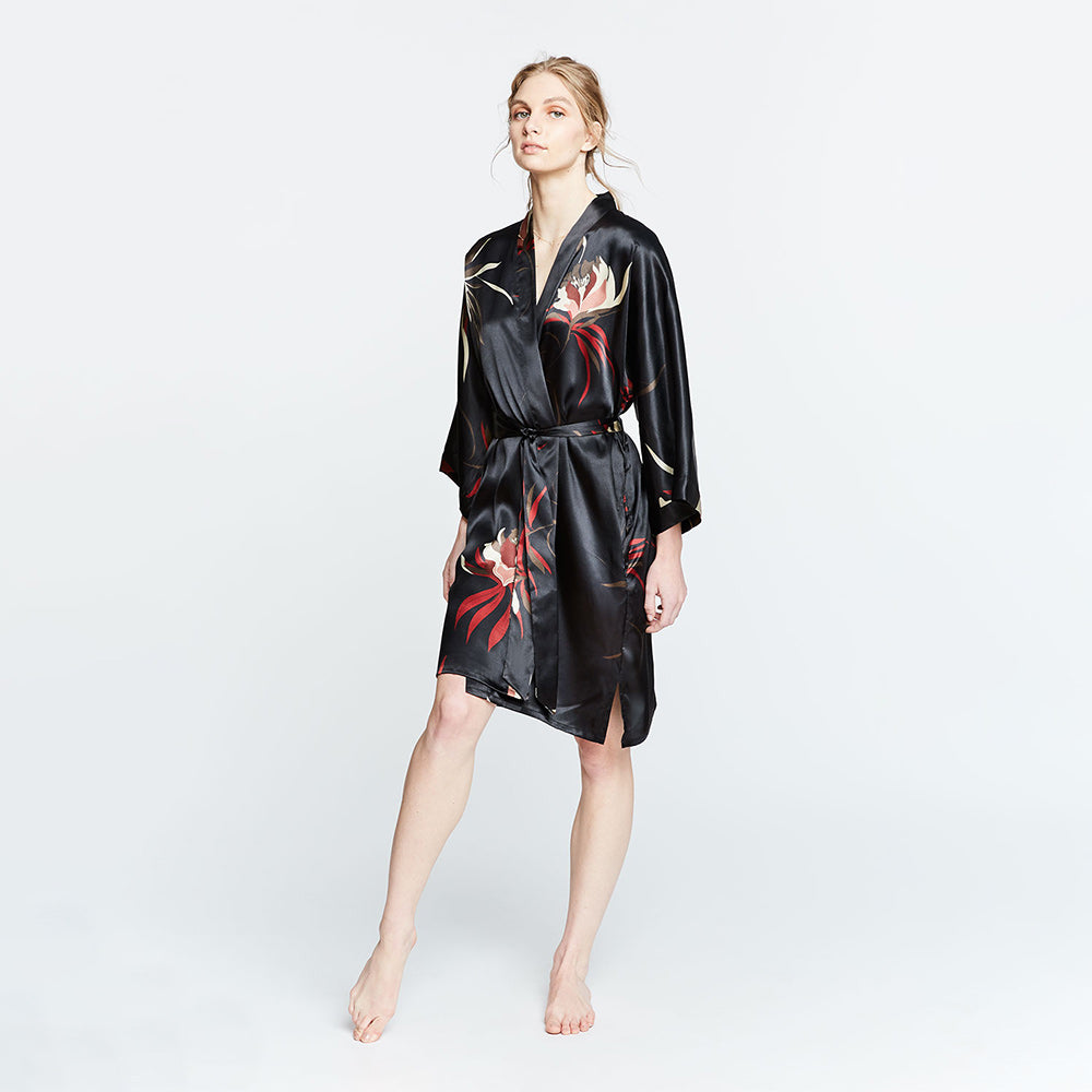 Hana Satin Kimono Robe - Short | Kimono Robe with Pockets – kimandono.com