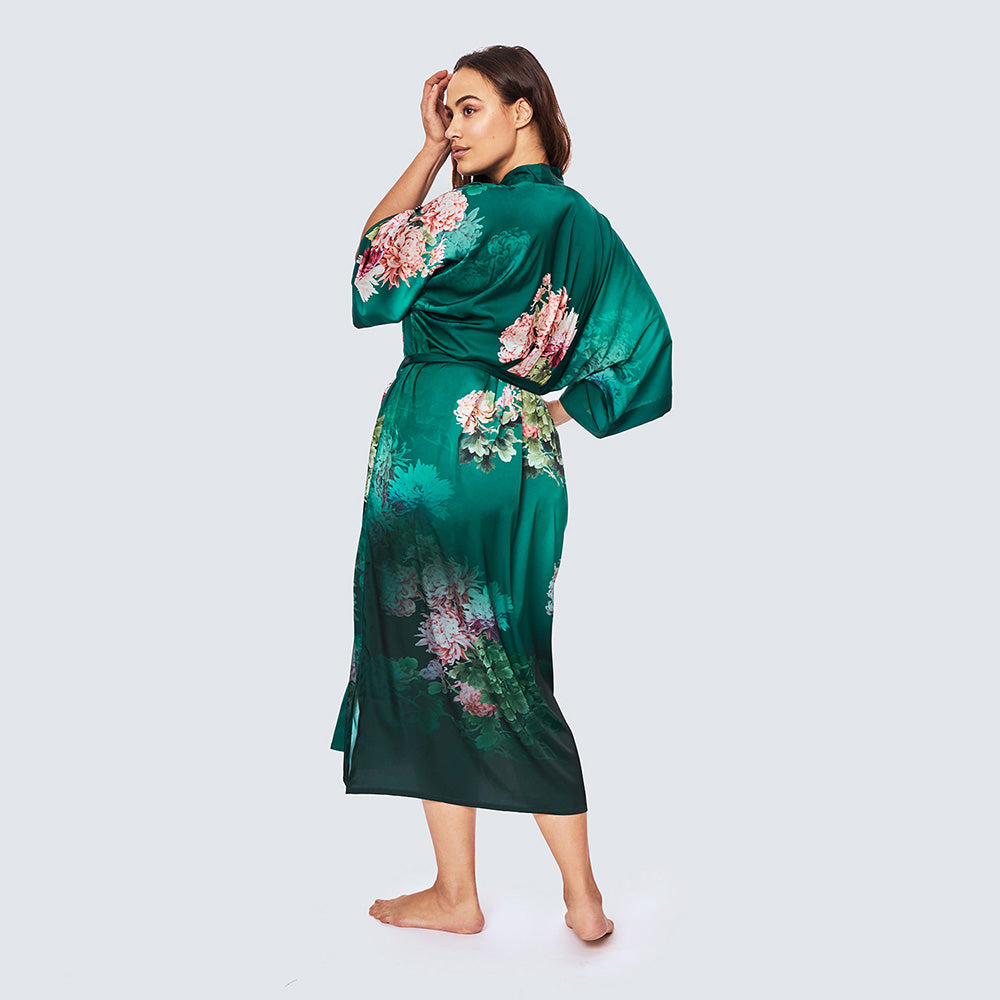 Coral Chrysanthemum Plus Size Long Kimono Robe | KIM+ONO – kimandono.com