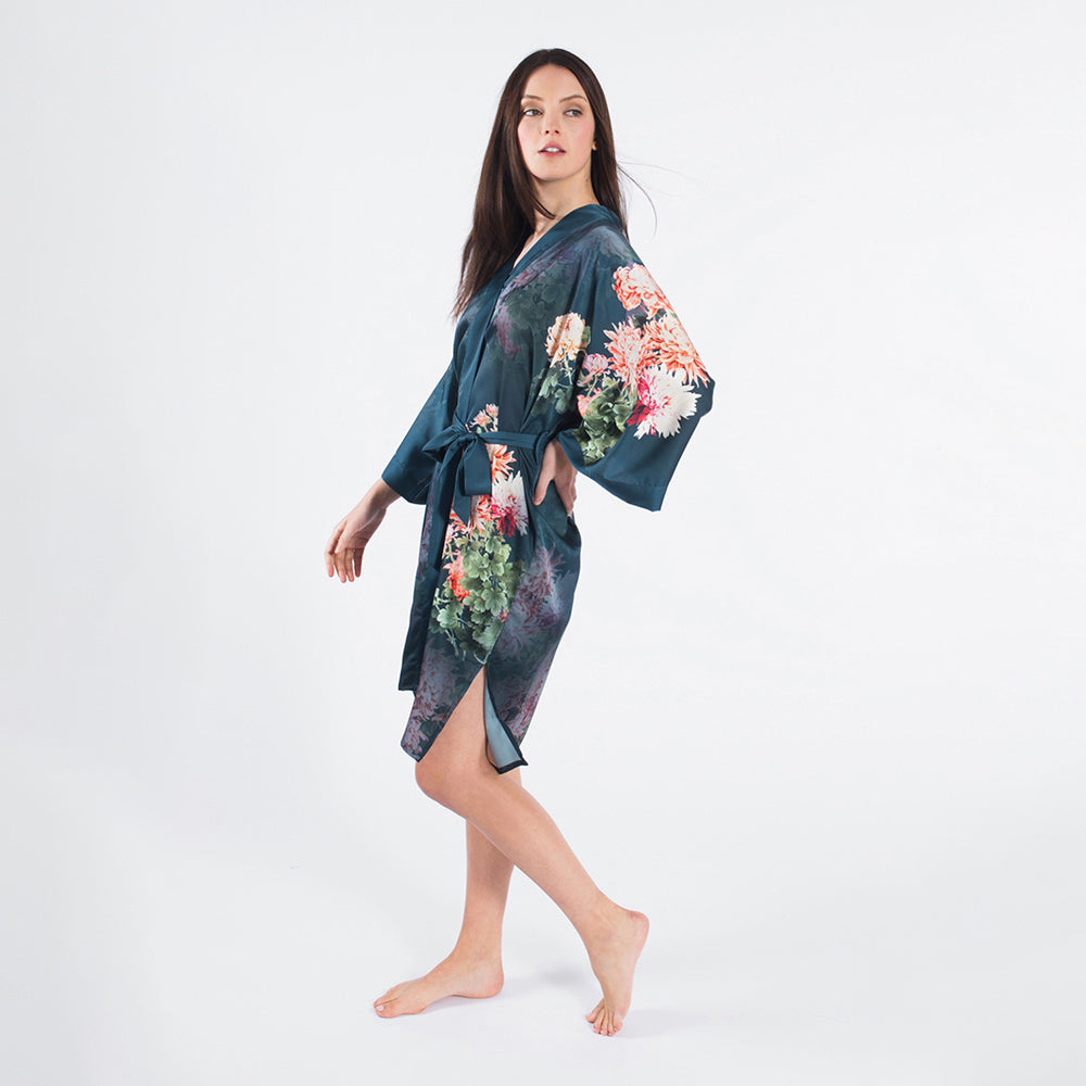 Coral Chrysanthemum Kimono Robe - Short | KIM + ONO – kimandono.com