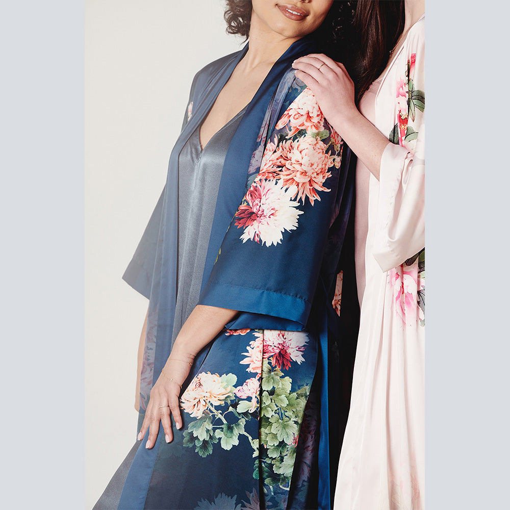 Coral Chrysanthemum Kimono Robe - Short | KIM + ONO – kimandono.com