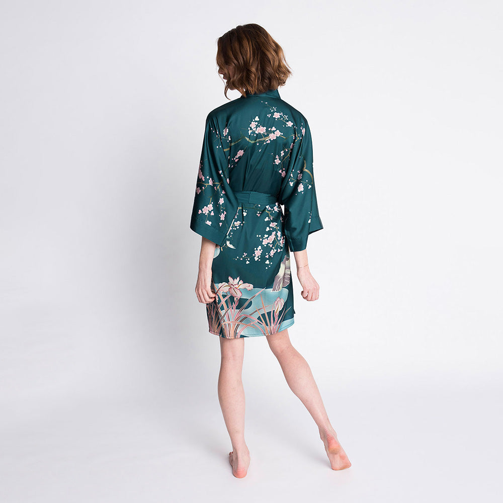 Woman's Spring Short Floral Kimono Robe | KIM+ONO – kimandono.com