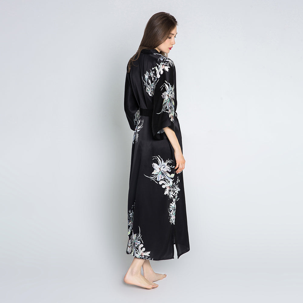 Handcrafted Yuri Luxury Silk Kimono Robe - Long | KIM+ONO – kimandono.com