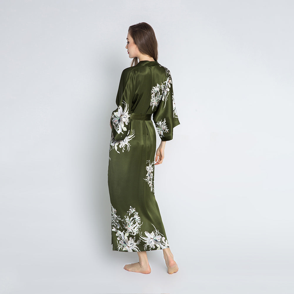 Handcrafted Yuri Luxury Silk Kimono Robe - Long | KIM+ONO – kimandono.com