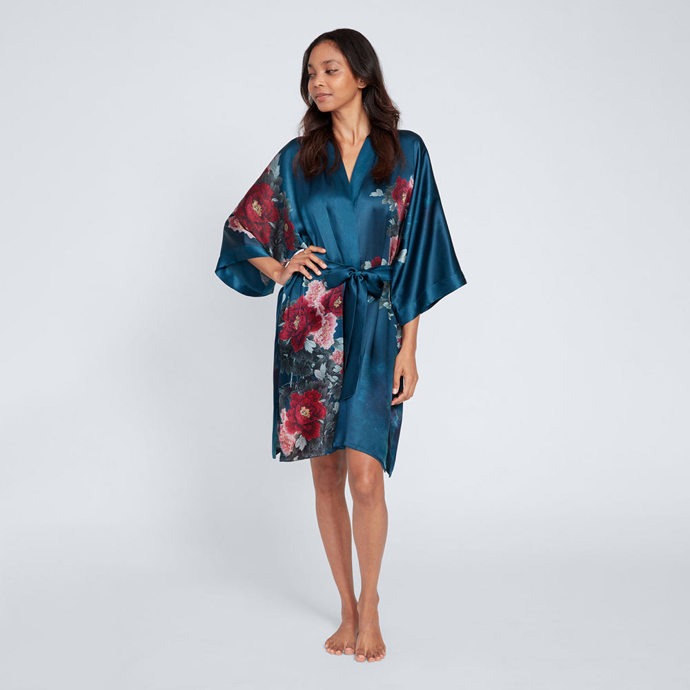 Keina Short Silk Kimono Robe | Knee Length Kimono Robe – kimandono.com