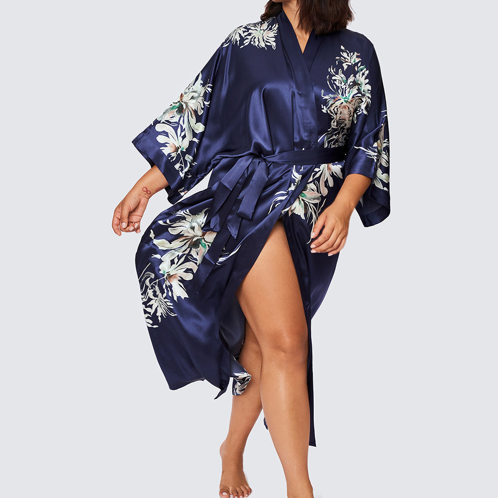 Yuri Washable Plus Size Silk Robe - Long | KIM+ONO – kimandono.com