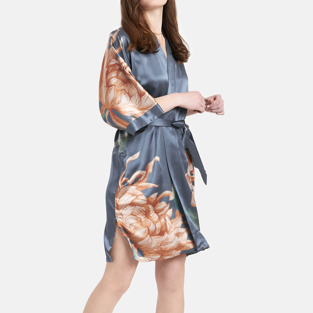 Washable Silk Kiku Kimono Robe - Short | KIM+ONO