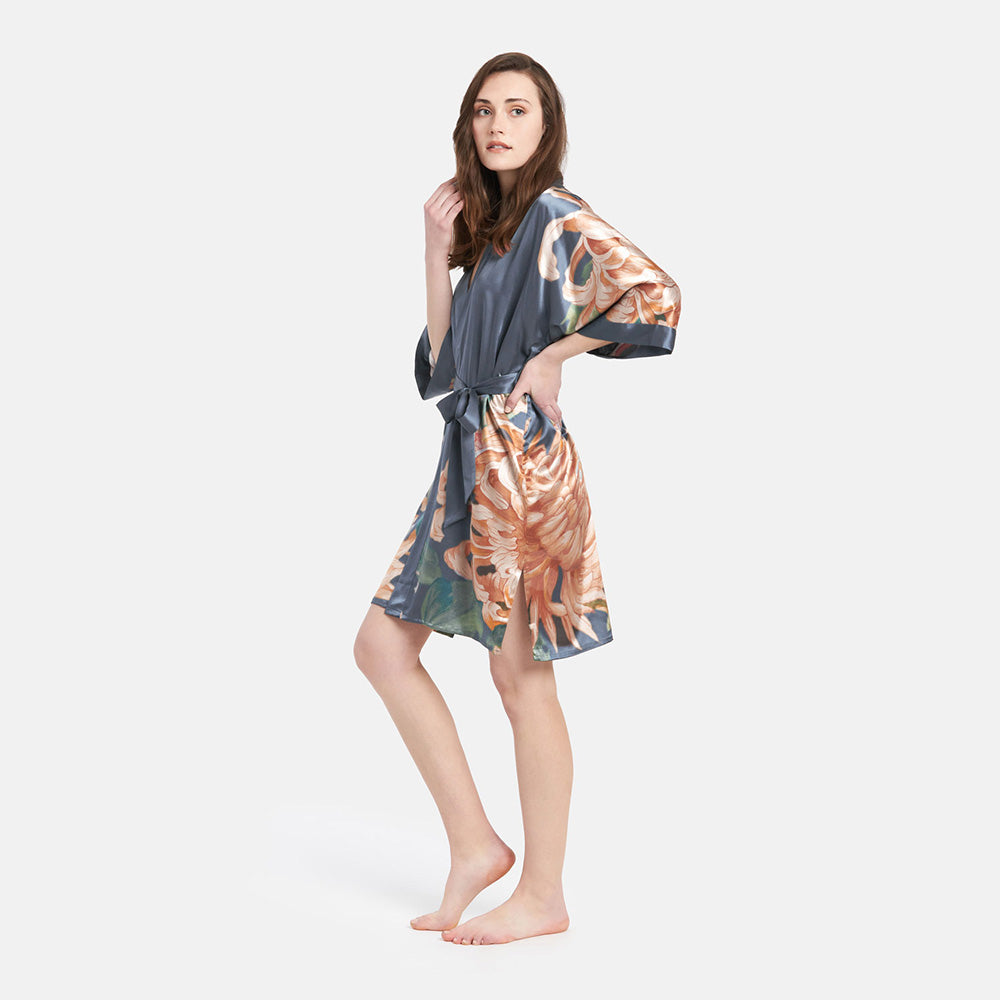 Washable Silk Kiku Kimono Robe - Short | KIM+ONO