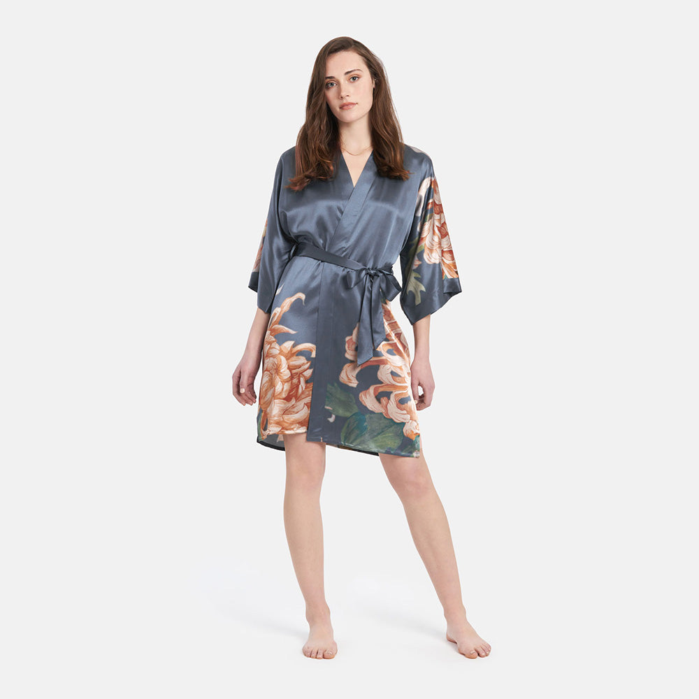 Washable Silk Kiku Kimono Robe - Short | KIM+ONO