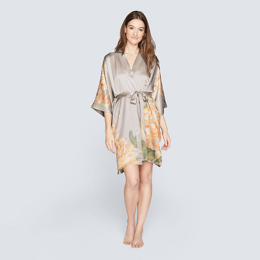 Washable Silk Kiku Kimono Robe - Short | KIM+ONO