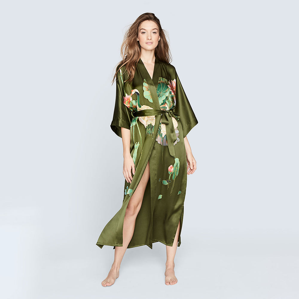 Hand-Painted Crane Long Silk Kimono Robe | KIM+ONO – kimandono.com