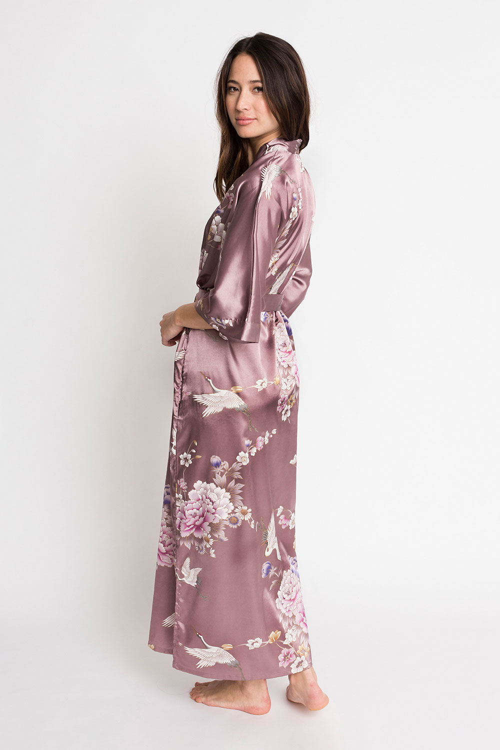 Chrysanthemum & Crane Long Satin Kimono Robe | KIM+ONO – kimandono.com
