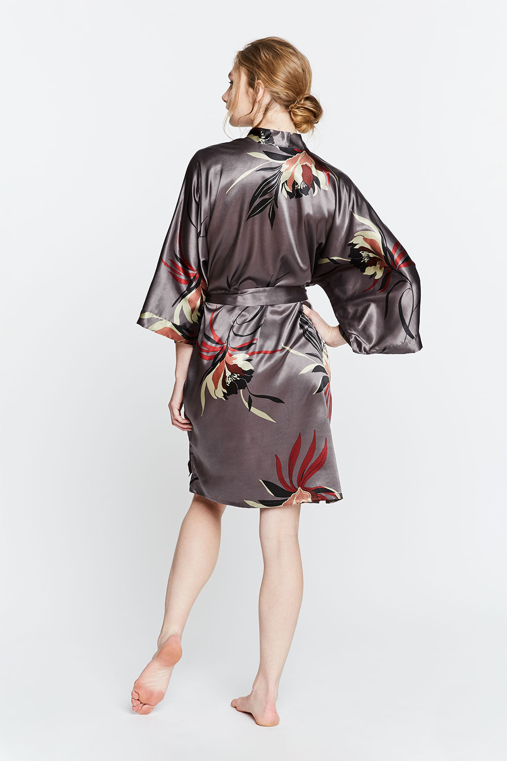 Hana Satin Kimono Robe - Short | Kimono Robe with Pockets – kimandono.com