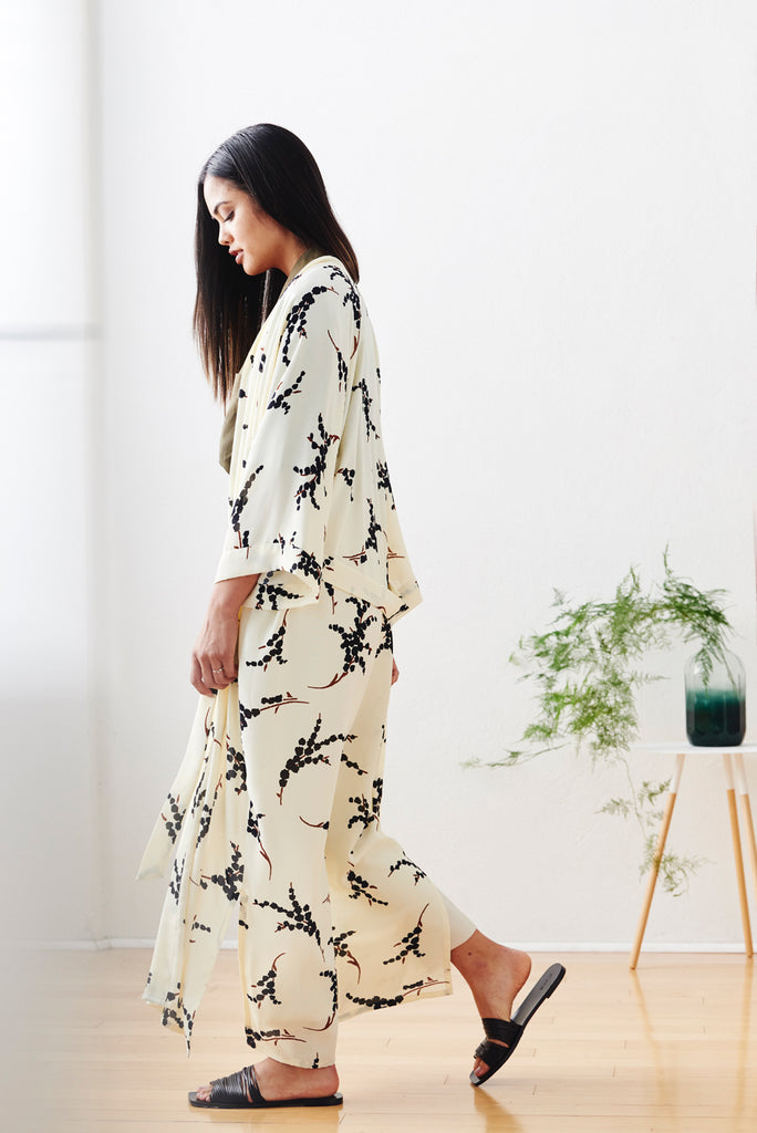 Mio Long Semi Sheer Kimono Robe - Crepe Fabric | KIM+ONO – kimandono.com